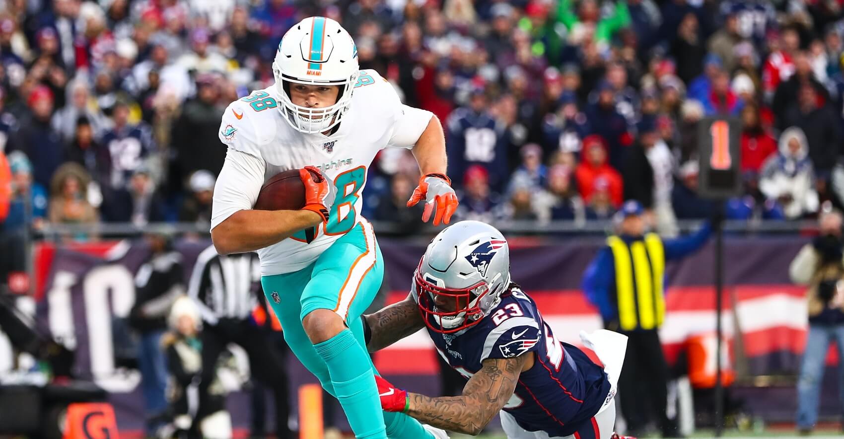 Mike Gesicki making strides - Aqua Thirteen